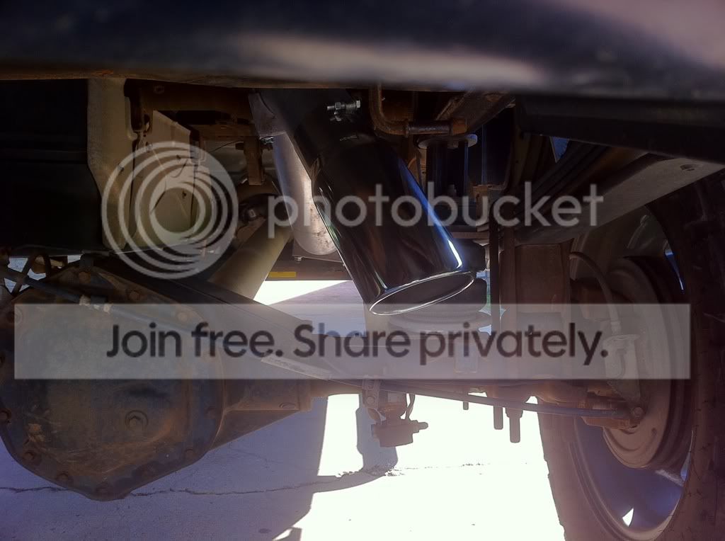 Dumped exhaust pics!! | Chevy and GMC Duramax Diesel Forum